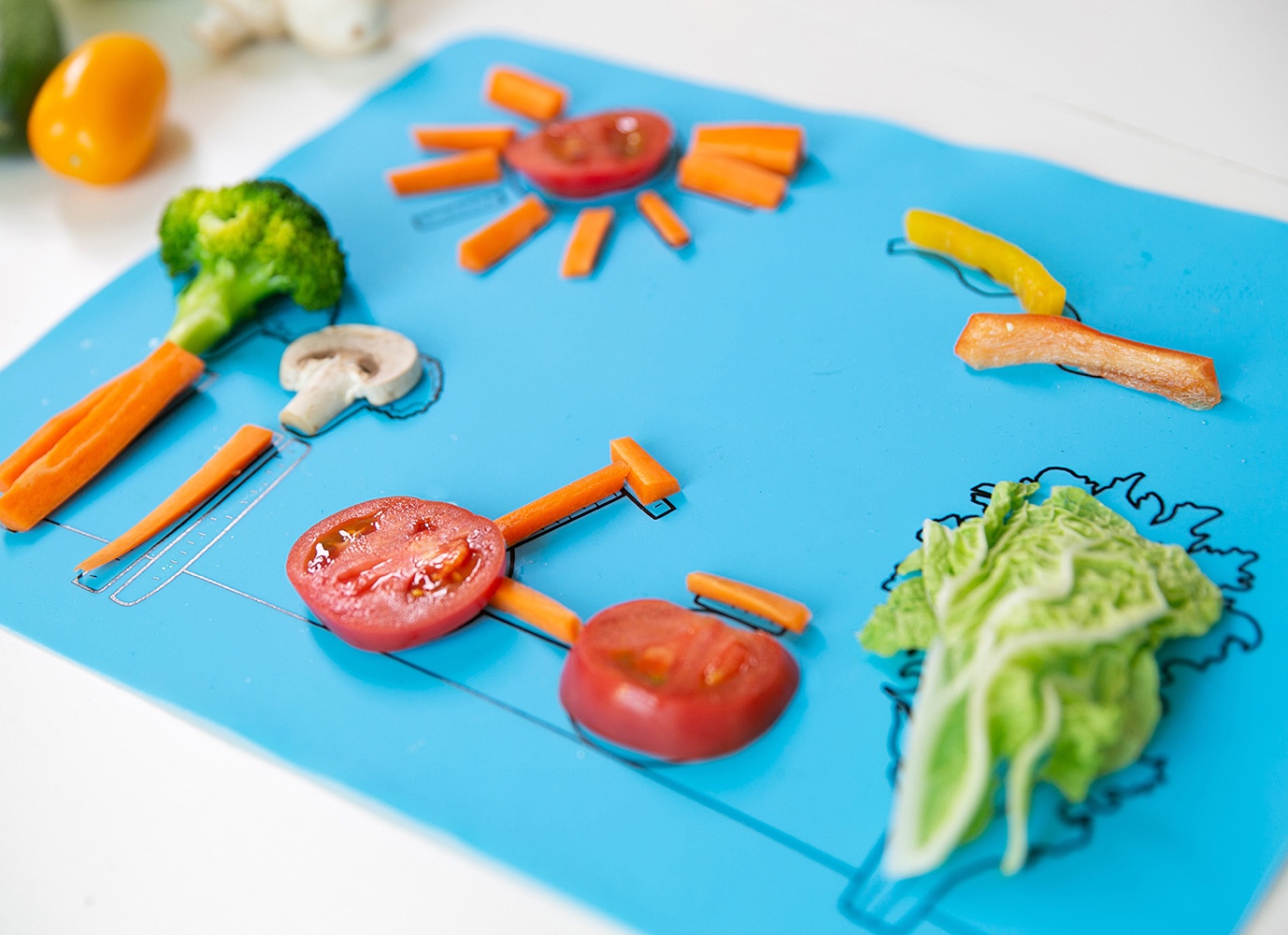 VeggieMat™ — Placemat making eating vegetables fun for kids